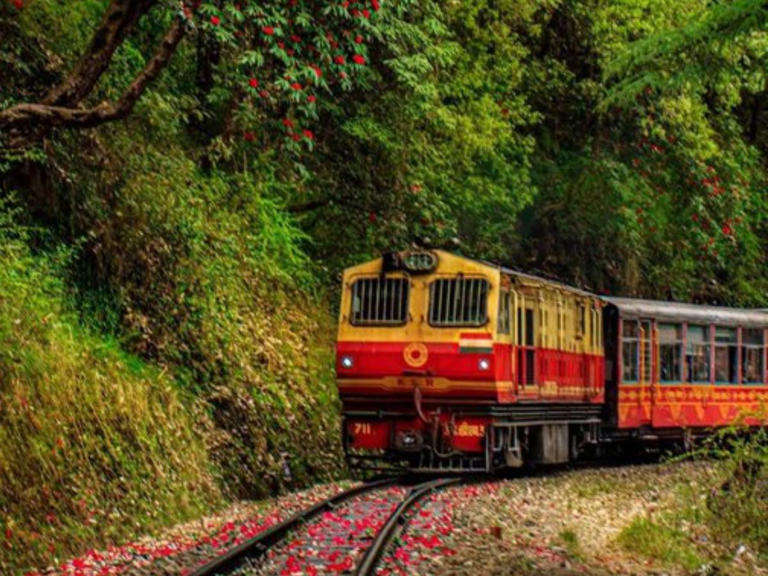 5 Breathtaking Train Journeys That Lead To Dehradun