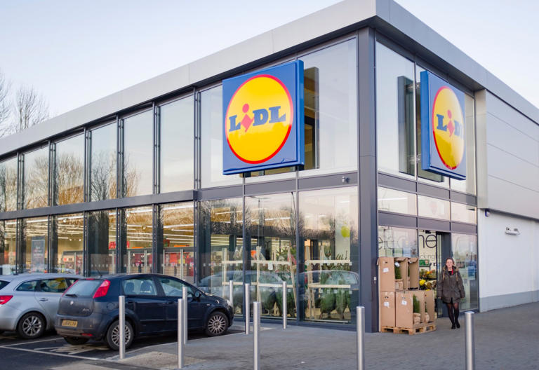 Lidl launches 59p retro bakery item so good it's making 00s kids cry