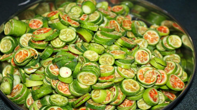 Ivy Gourd: ఈ సమస్యలు ఉన్నవారు పొరపాటున కూడా దొండకాయ జోలికి వెళ్లకండి ...