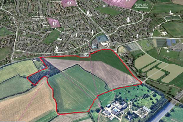 Strong opposition for plans to build 425 homes and new primary school