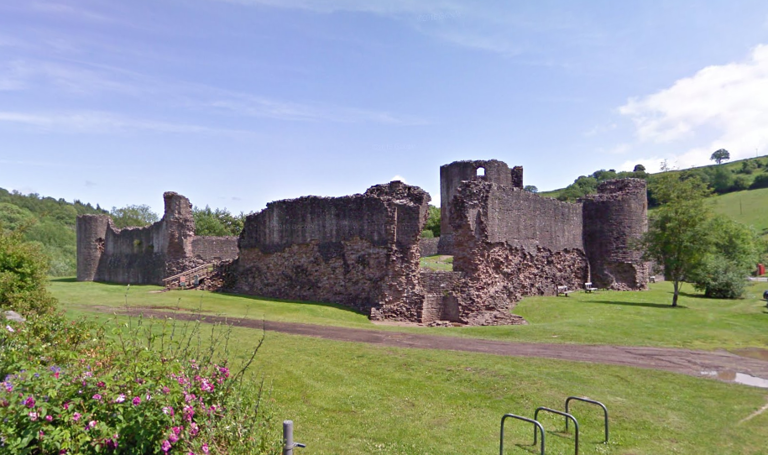 12 magical castles within 2 hours from Bristol - perfect for a day trip ...