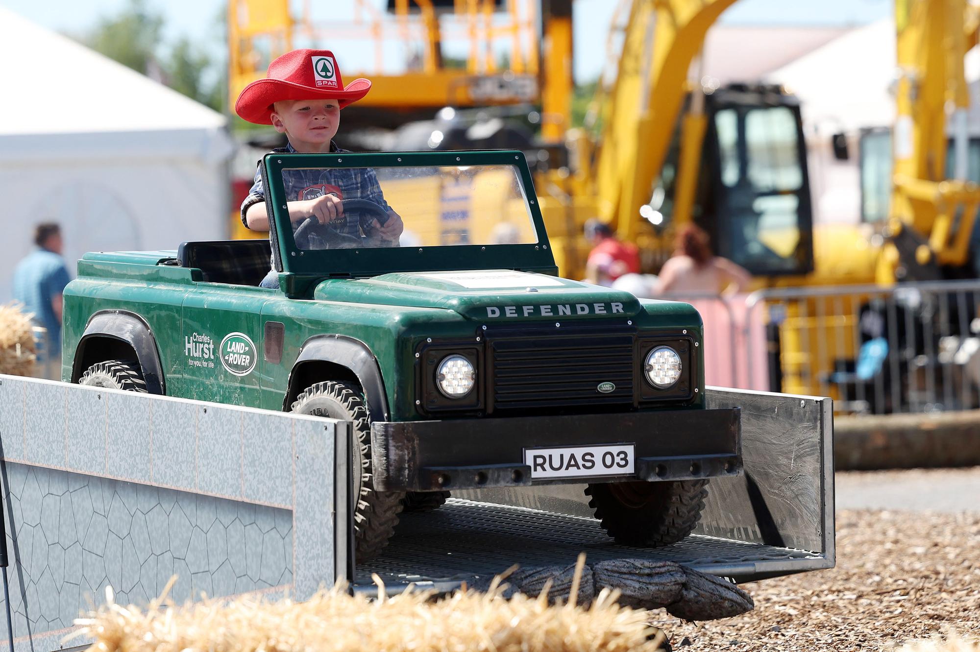 Northern Ireland weather forecast: NI Water calls to save water during ...