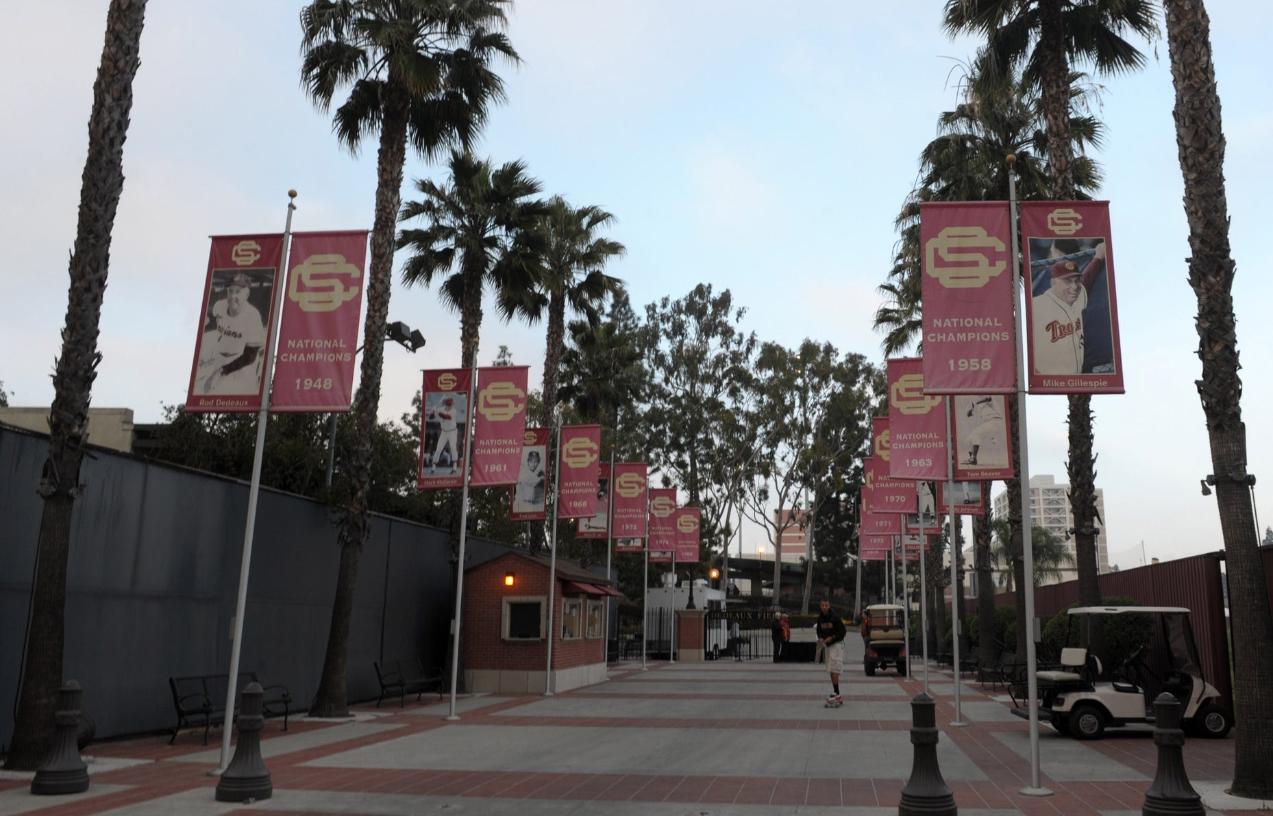 USC's Ethan Hedges strives to be top third baseman in the country