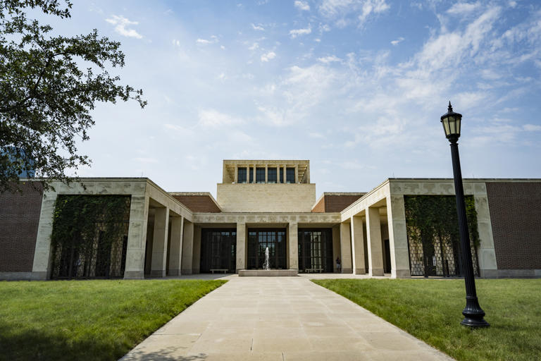 Former President George W. Bush draws inspiration close to his Dallas ...