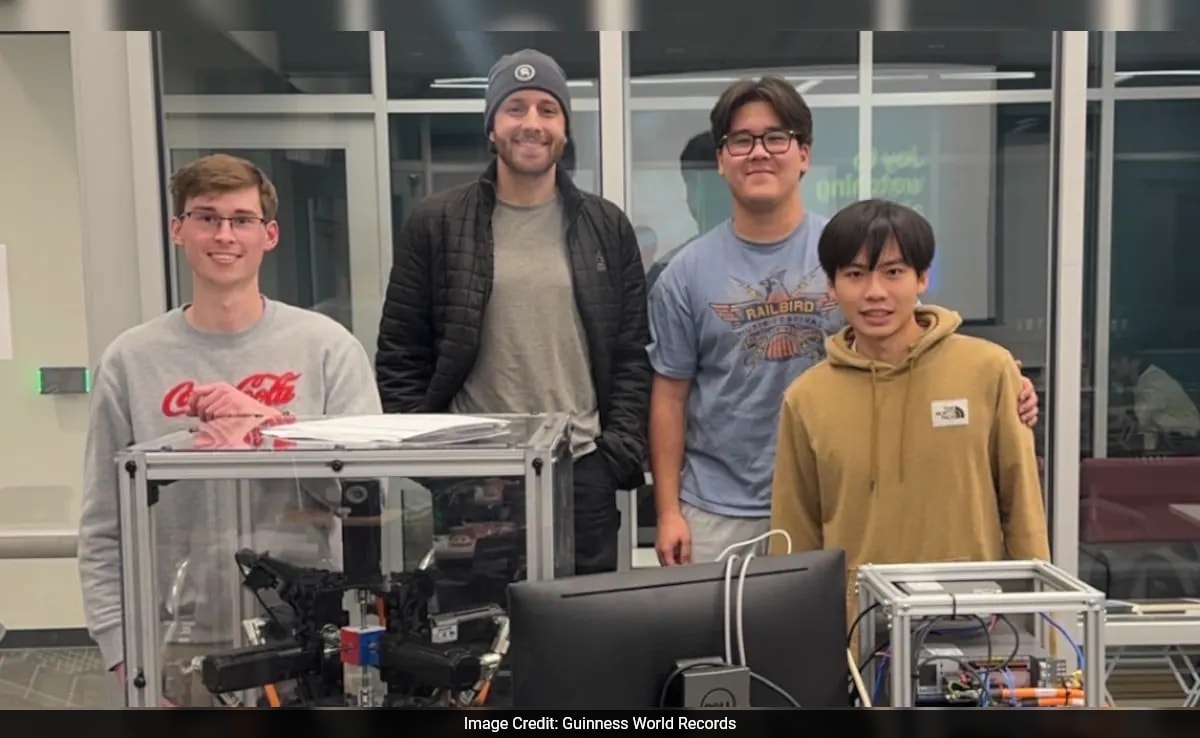 Watch: This Robot Can Solve Rubik's Cube Before You Might Blink