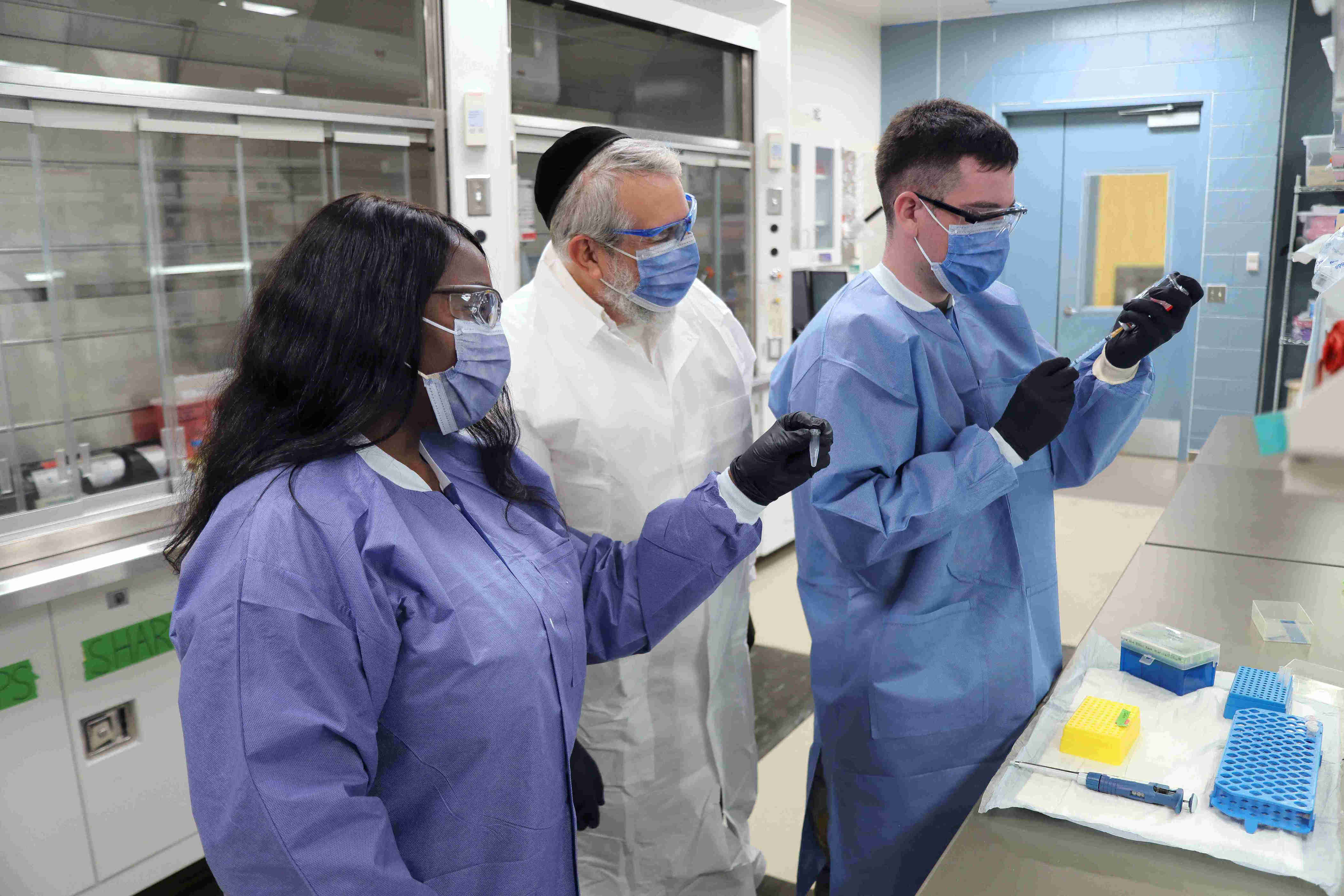 Army researchers develop injectable cyanide antidote