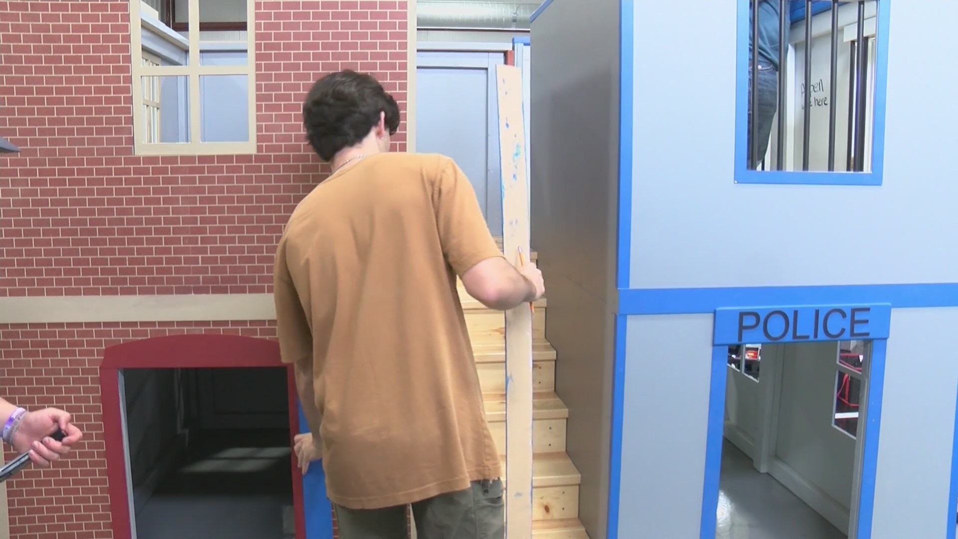 'Safety Town': NWTC students install, build child-sized police station ...