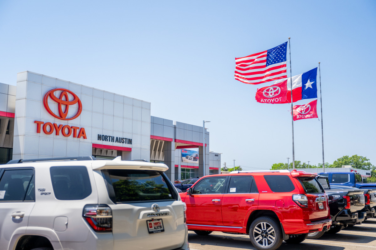 As new car prices top $50,000, buyers shift to base models