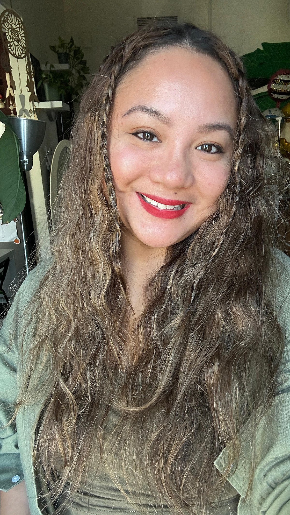 P-pop sensation BINI arrives in Dubai for tour stop amid online ...