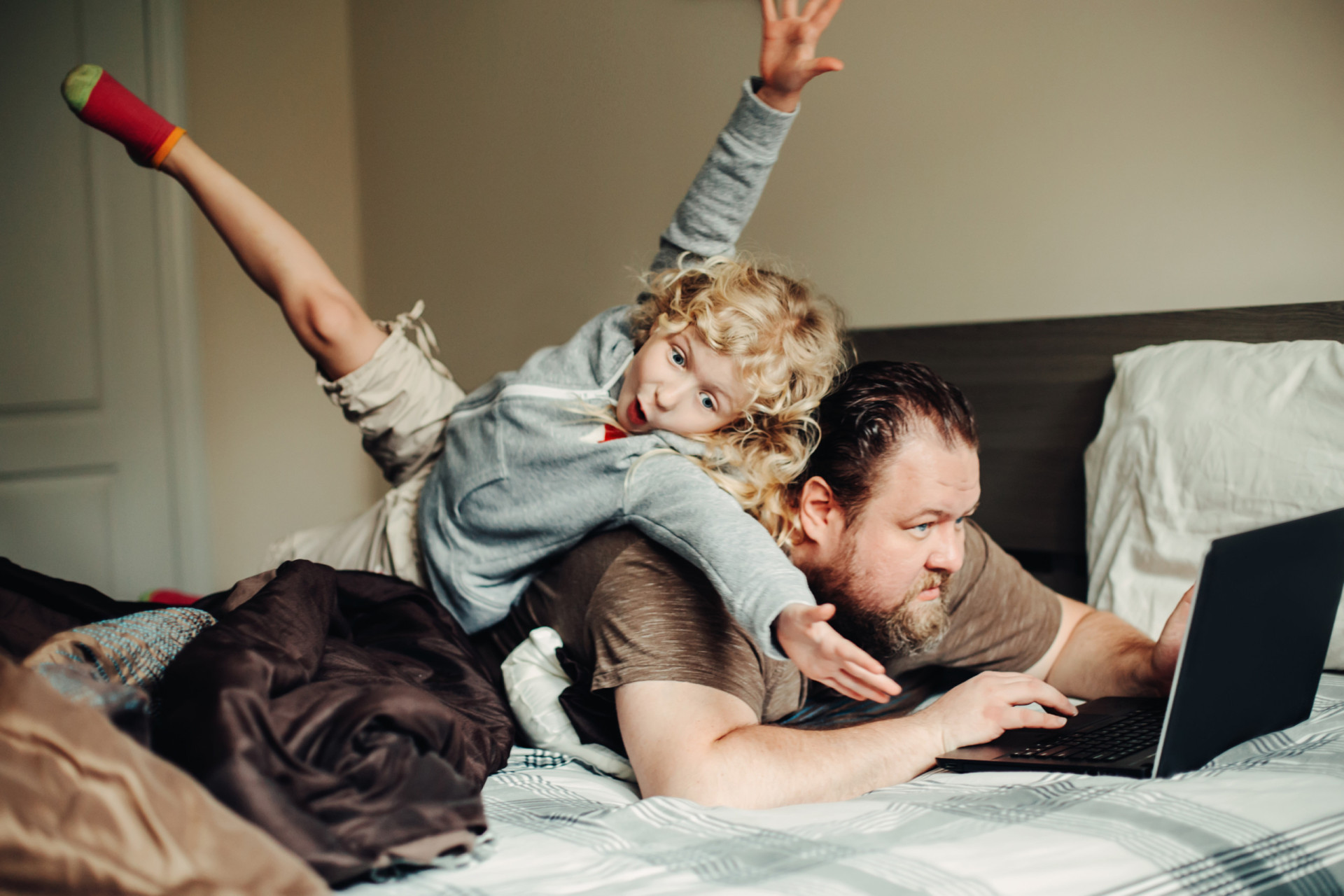 Optimal tips for balancing hybrid work