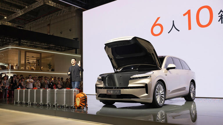 First Look: The Onvo L90 Is China’s Half-Price Kia EV9