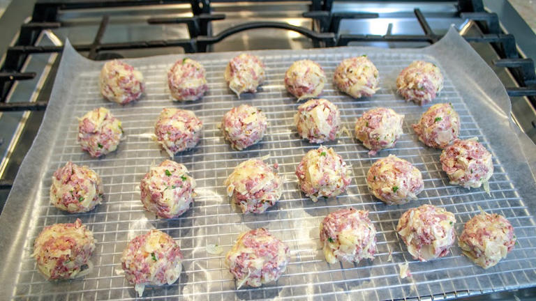 All The Flavor Of The Classic Reuben Sandwich In Bite-size Balls For A ...