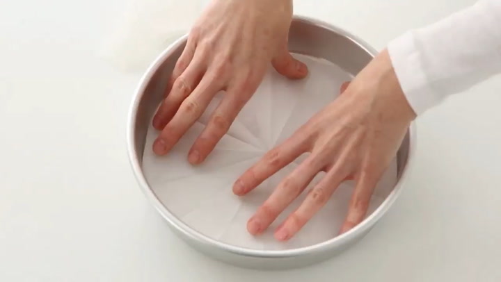 How to Make Parchment Paper Round