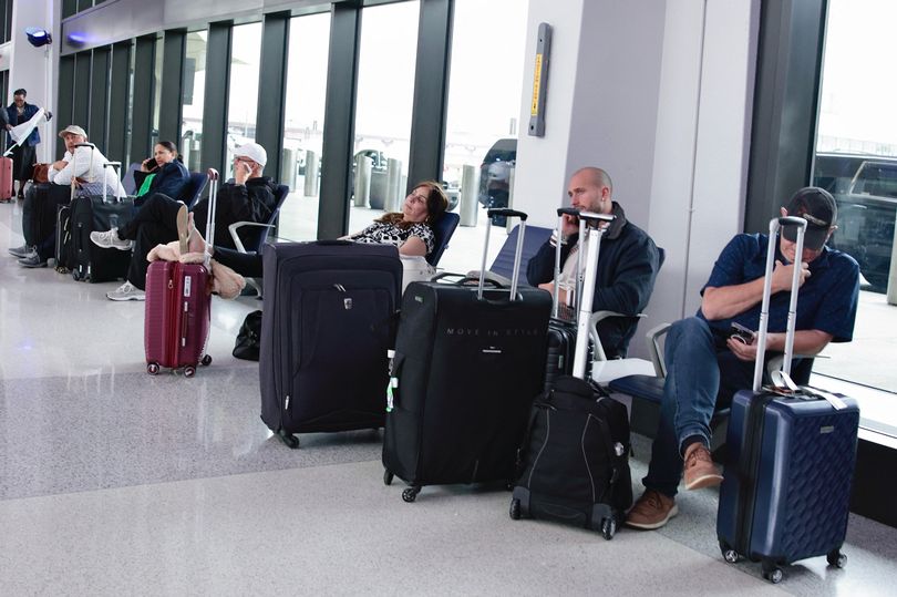 Veteran air-traffic controller says chaos at Newark airport reaching ...