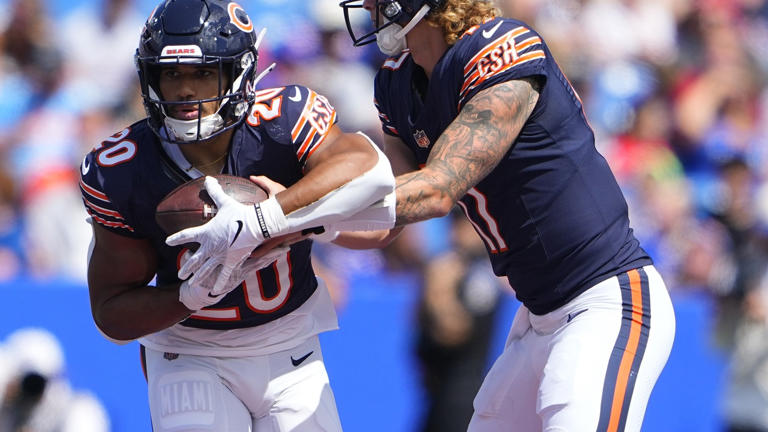 Chicago Bears backup quarterback takes shot at Matt Eberflus’ coaching ...