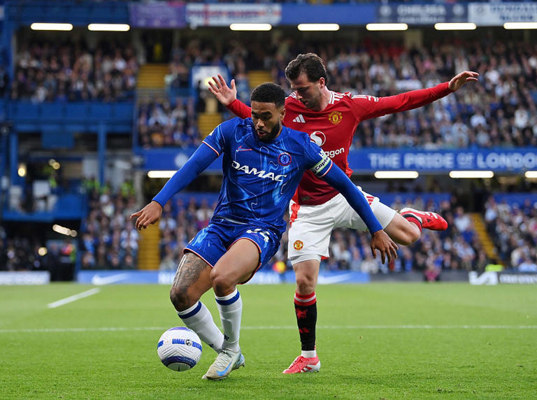 Chelsea vs Manchester United LIVE: Blues seal imperative victory with ...