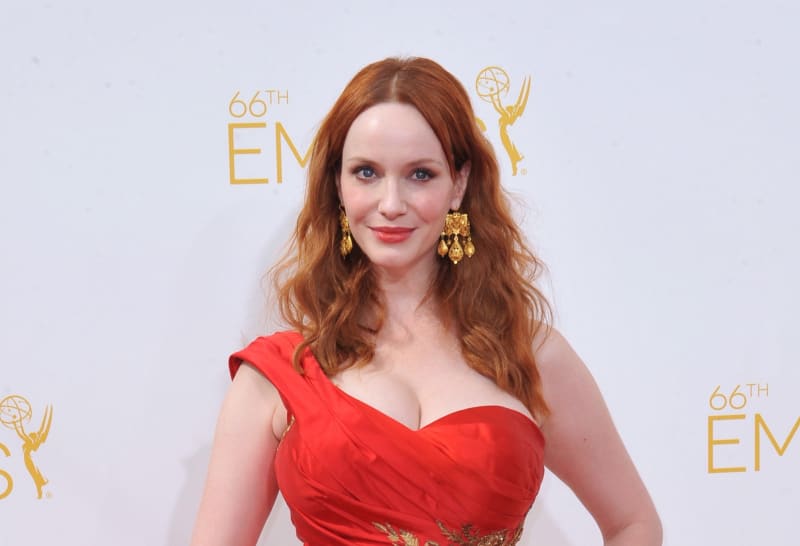 The Cozy Furniture Piece Christina Hendricks Just Had to Have in Her ...