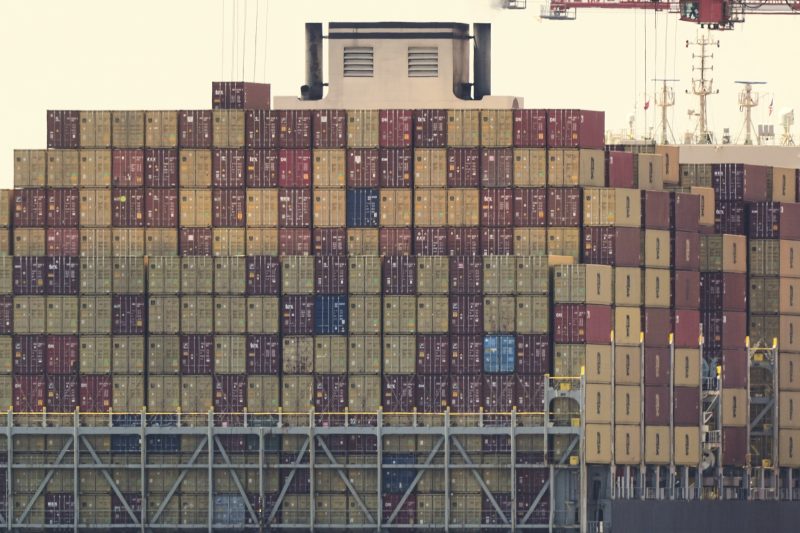 Stretch Your Dollar: Experts warn that tariffs schemes could trick ...