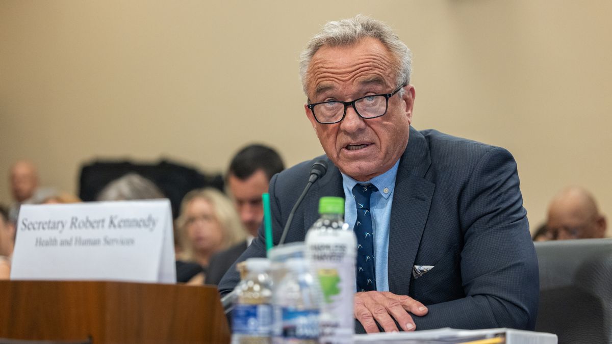 See moment where RFK Jr. said he doesn't think people should take his ...