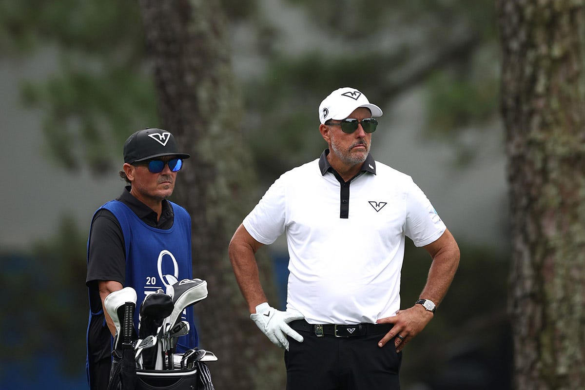 Phil Mickelson needs four tries to escape bunker, takes quad 8 at PGA ...