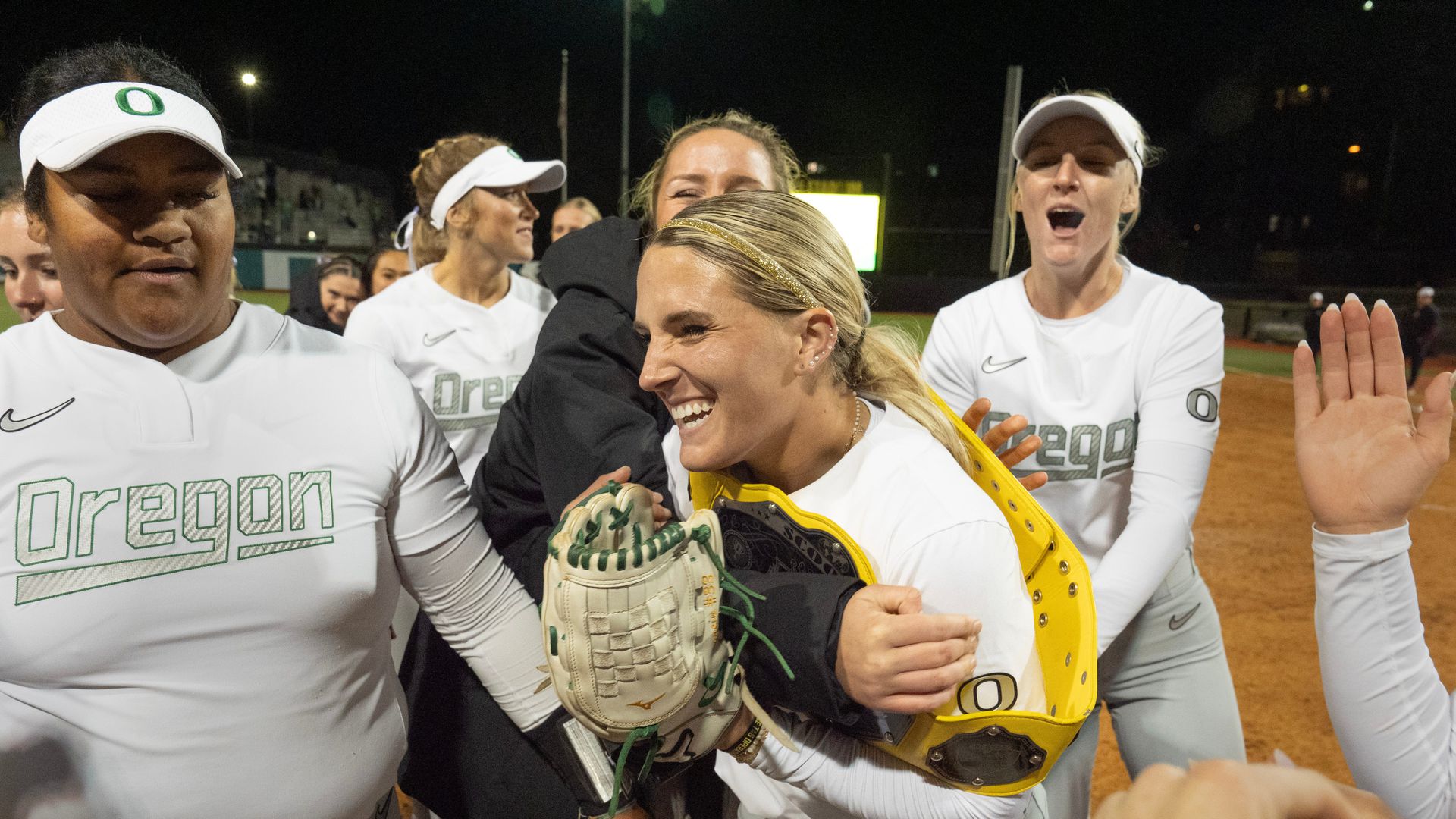 Friday Game Thread: Diamond Ducks