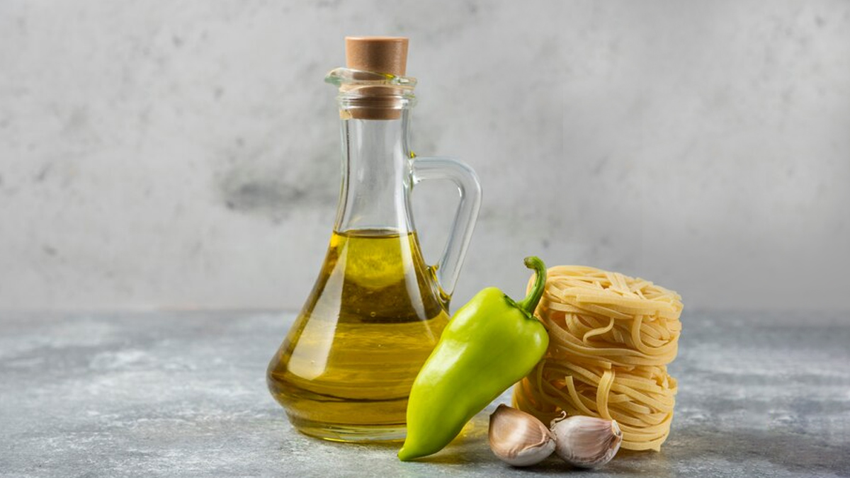 How Much Oil Should You Ideally Consume In A Day To Keep Your Health In ...