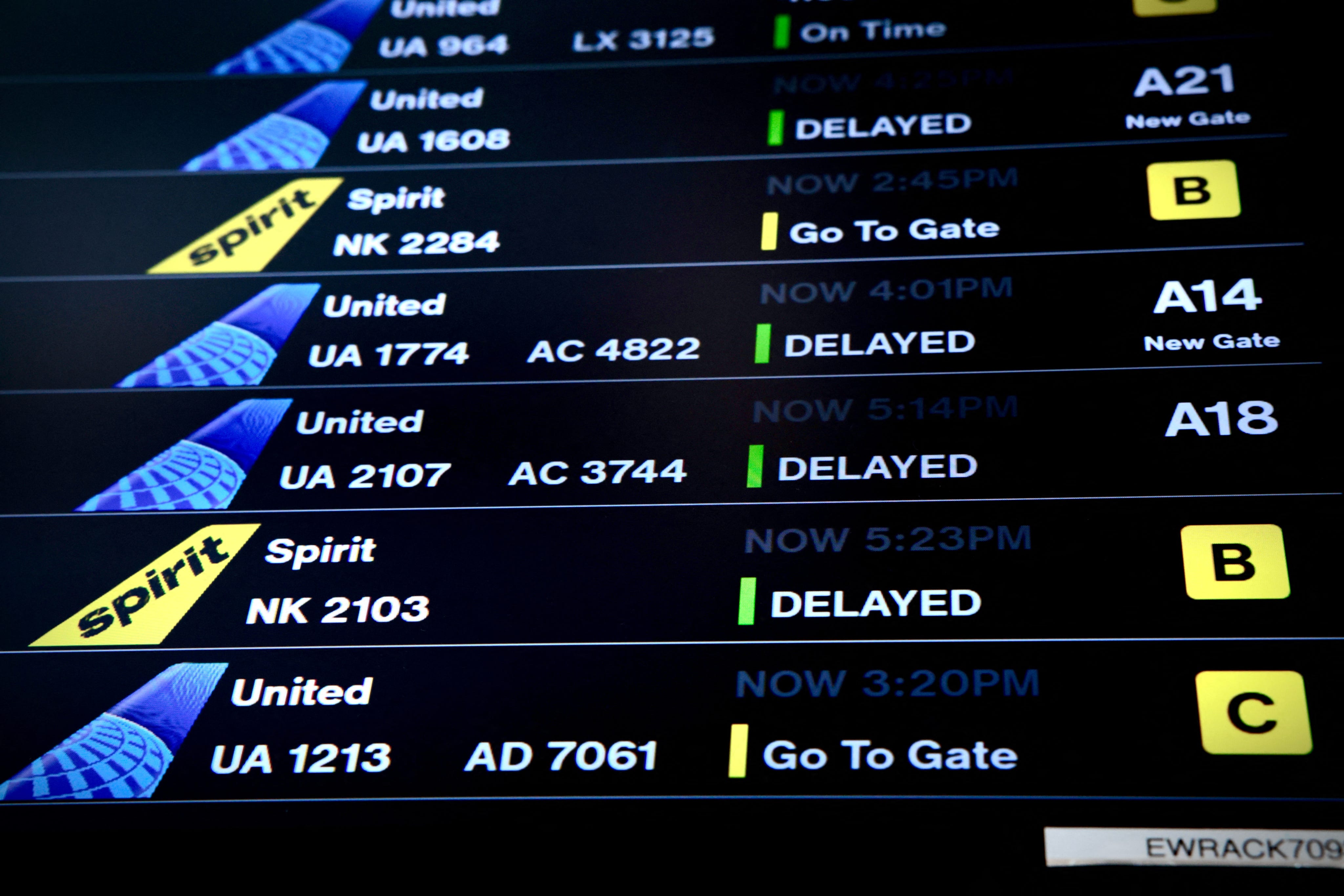Fewer flights, fewer delays? FAA eyes major cap at Newark to fix air ...