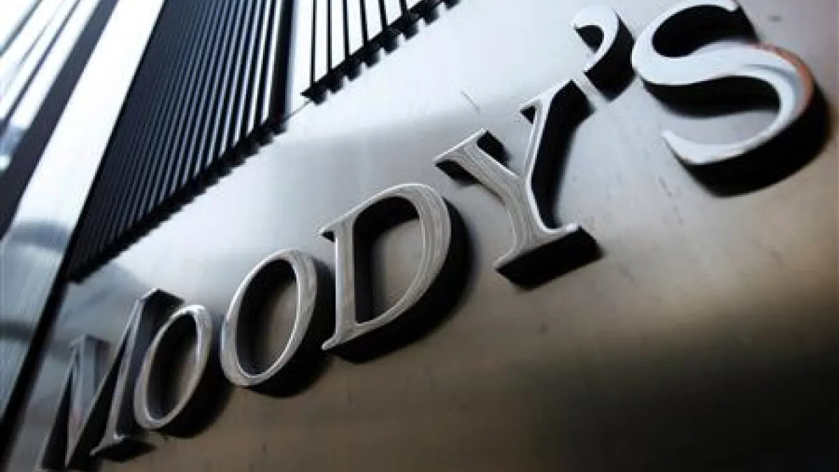Moody’s Downgrades US Debt, No Longer Triple-A