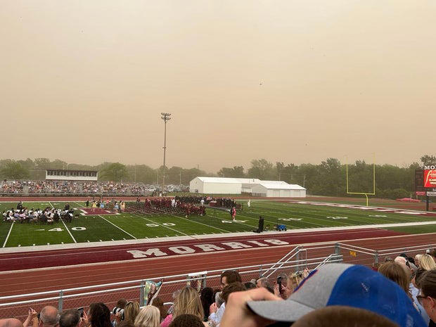 Rare dust storm blows through Chicago area