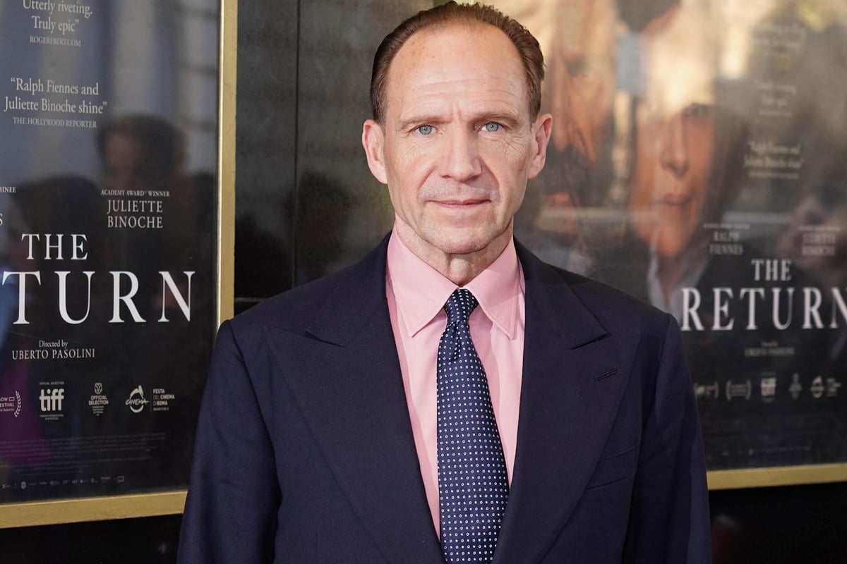 Ralph Fiennes to play villain President Snow in new Hunger Games film