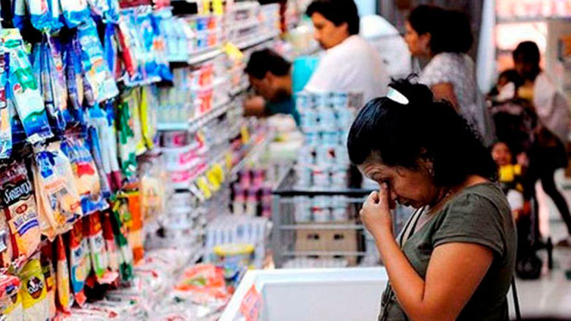 La inflación baja, pero la núcleo sigue alta: el análisis de un economista