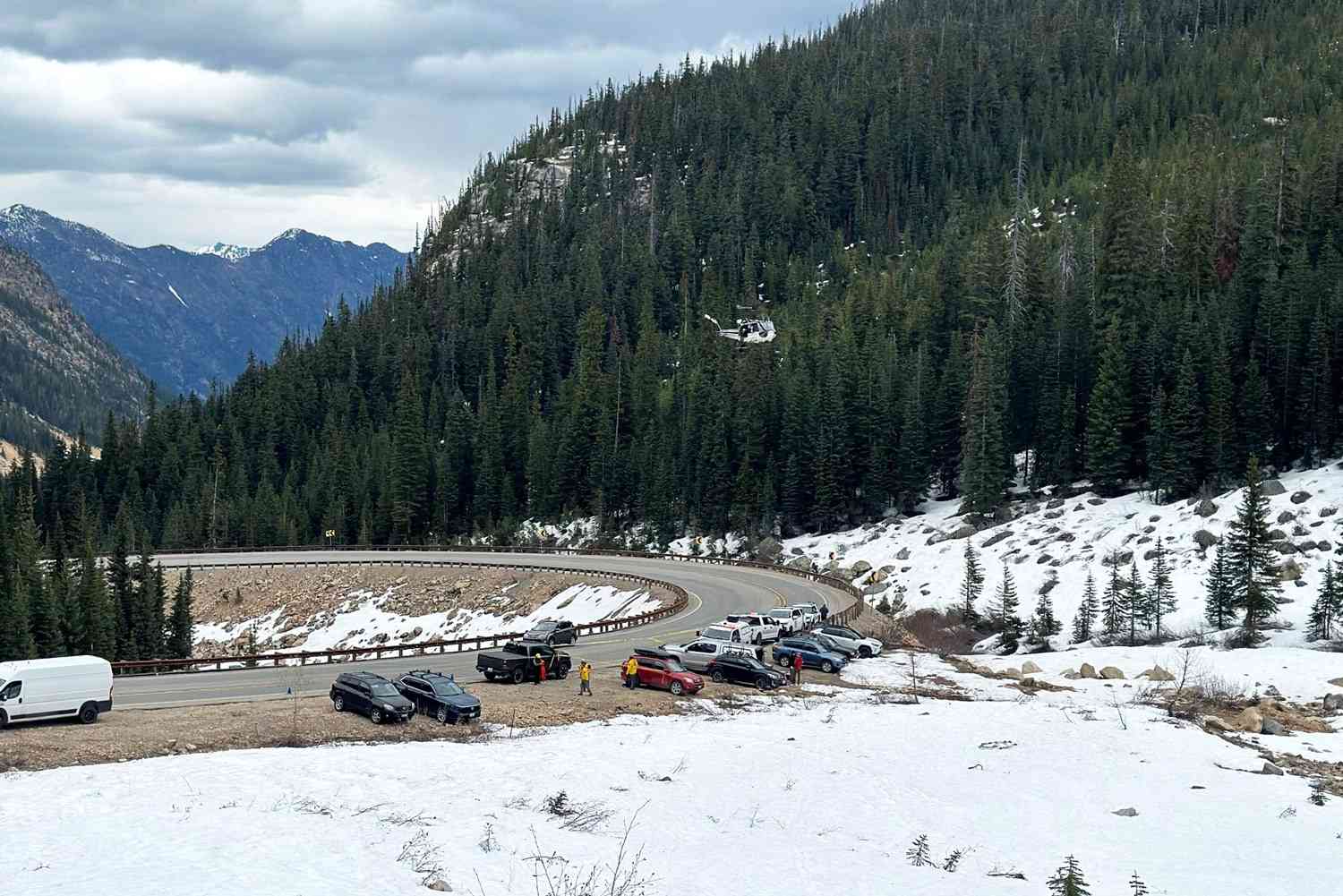 Survivor of Deadly 400-Foot Fall Recalls His Friends Going 'Down' in ...