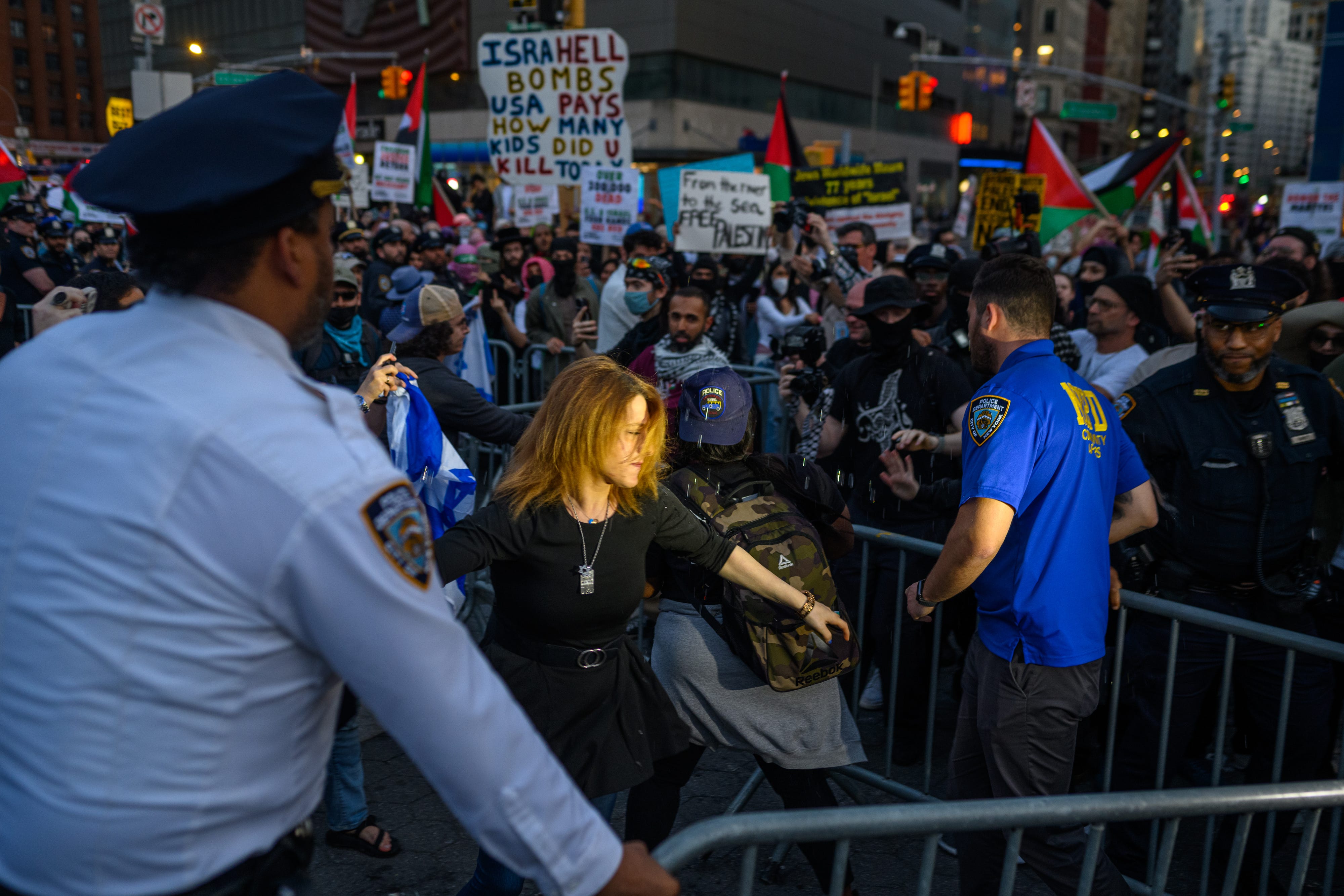 On-duty NYPD officer assaulted during protest in Union Square; suspect ...