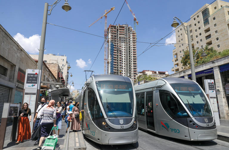 Off track: How Jerusalem light rail expansion, woes frustrate commuters