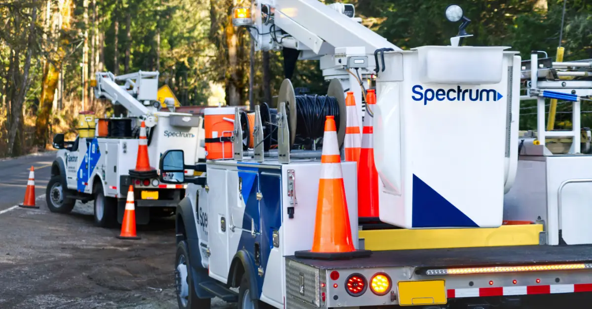 Charter, Cox agree to $34.5 billion merger