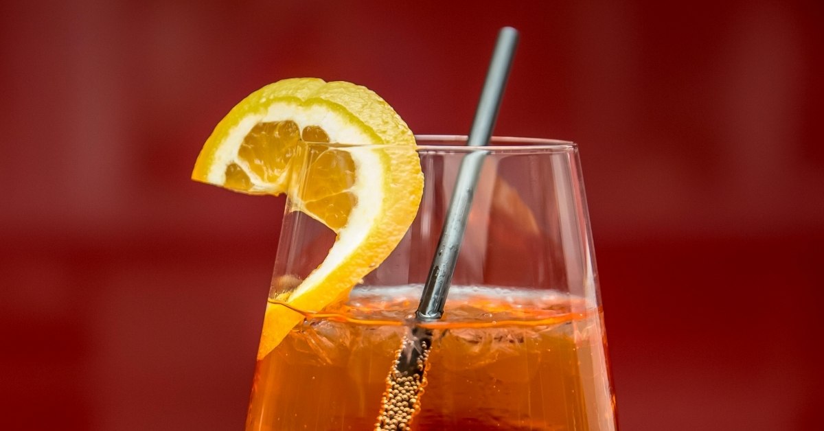 College student invents color-changing straw that detects date rape drugs