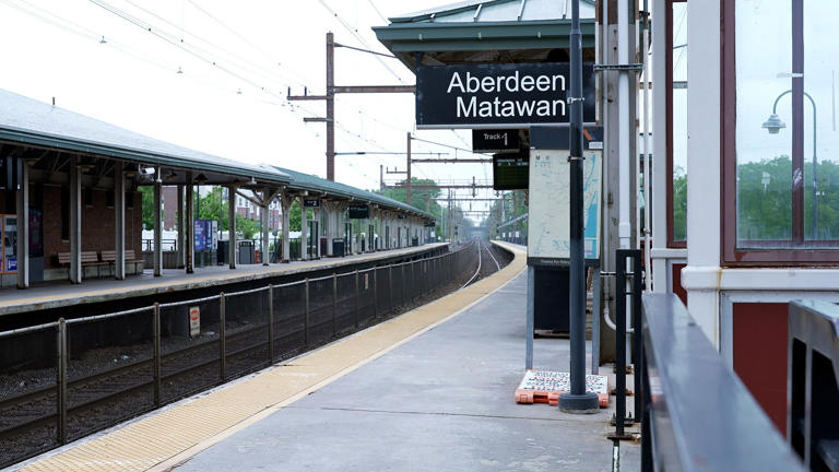 NJ Transit strike about money. Here's how much other engineers make