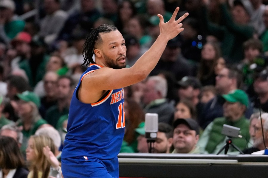 Knicks fans invited to free block party outside MSG