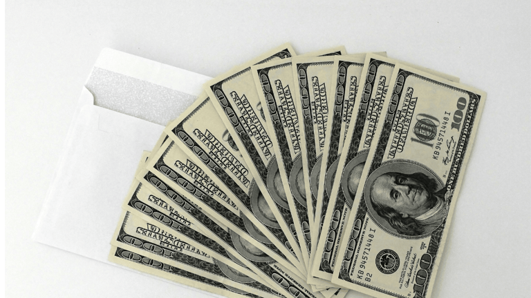 What's the right amount of cash for your checking account? Here's what ...