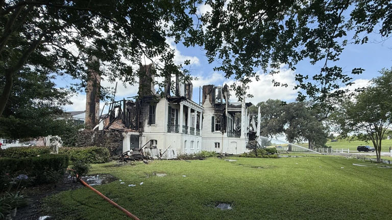 Main building at Nottoway Plantation considered ‘total loss’ following ...
