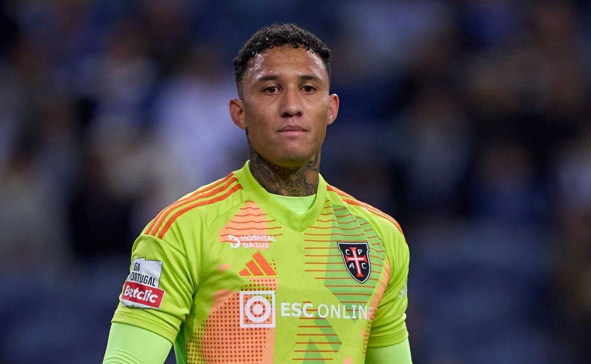 Patrick Sequeira se despide de Casa Pia mientras espera el regreso de ...