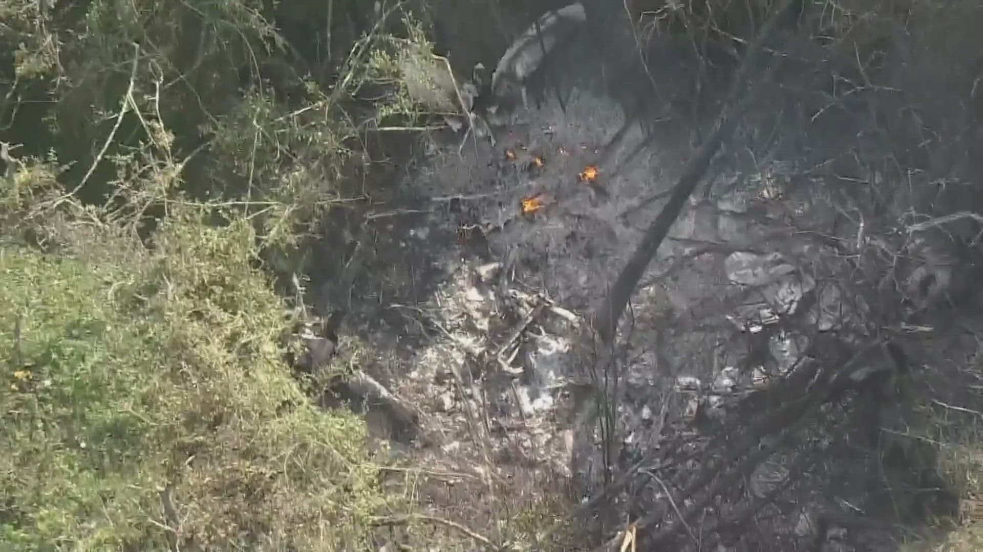 Pilot survives fiery plane crash