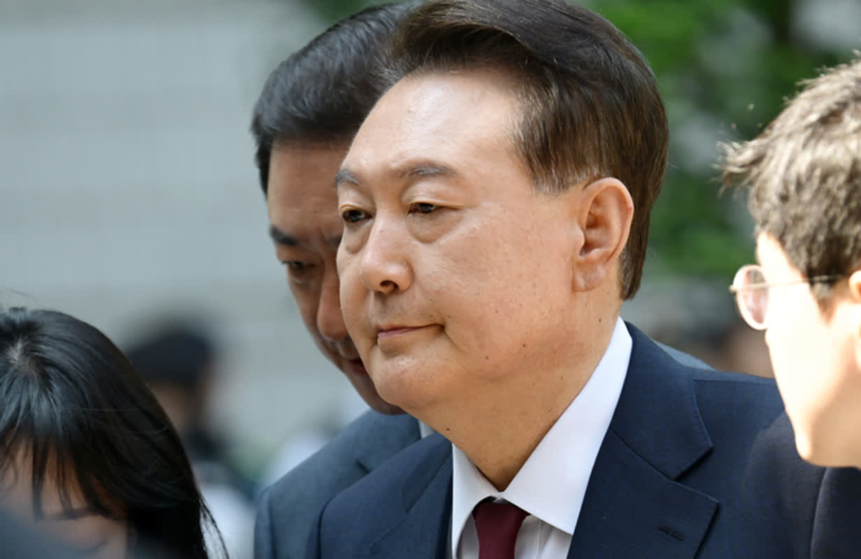 [대선 D-17] '1호 당원' 尹, 결국 탈당…“김문수에 힘 모아달라”