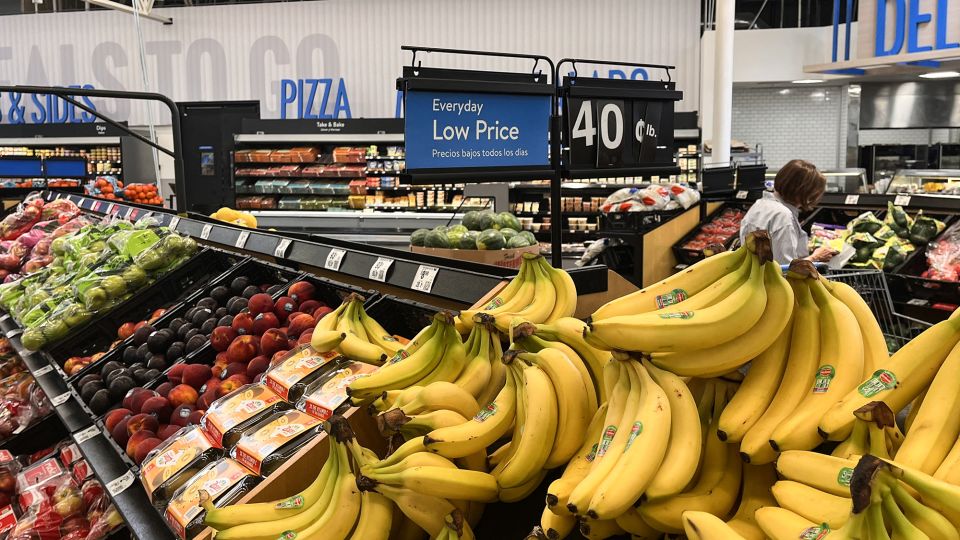 Trump tells Walmart to ‘eat the tariffs’ as retailer expects prices to ...