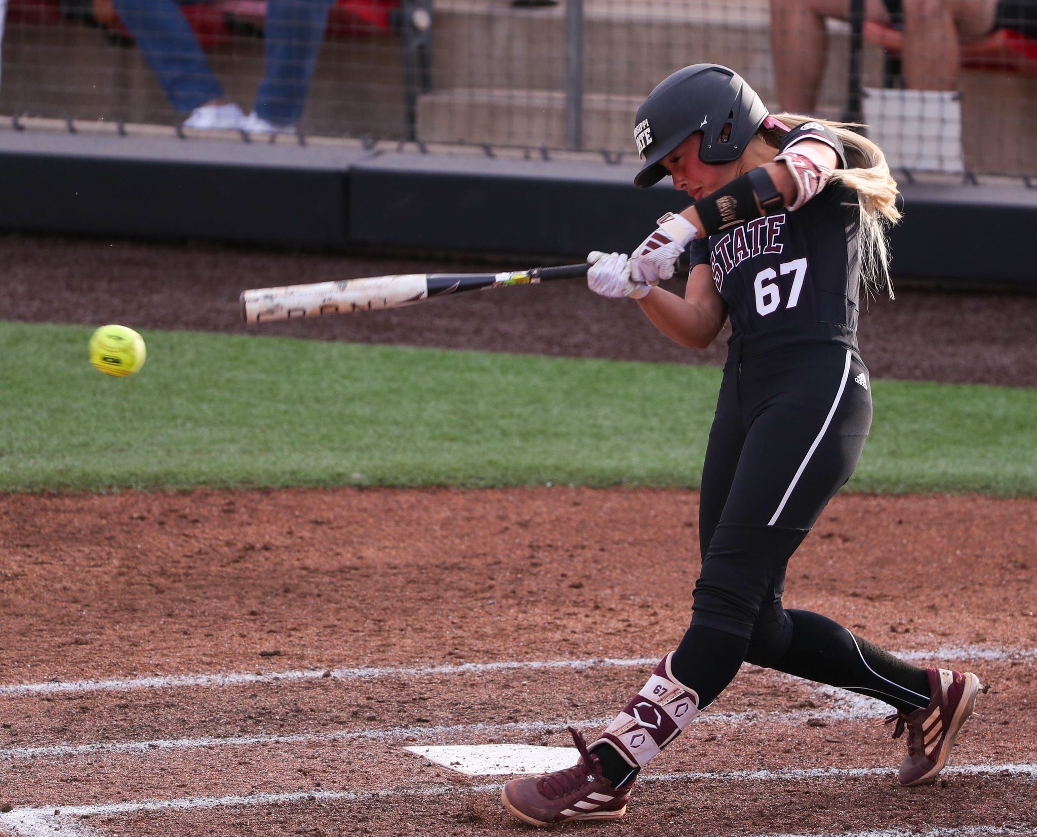 Mississippi State softball holds off Washington to open Lubbock ...