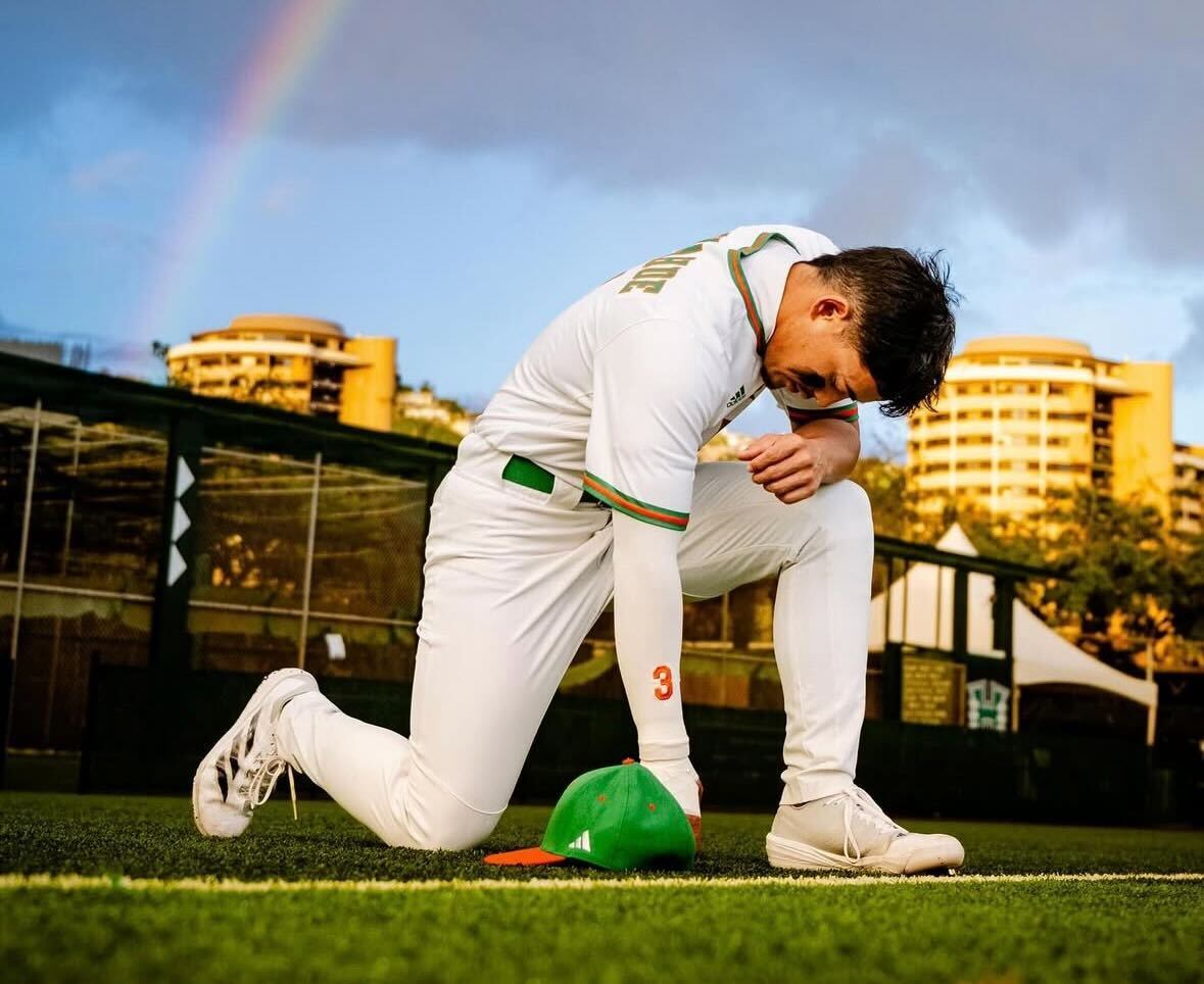 UH baseball player turned to faith, family while recovering from hand ...