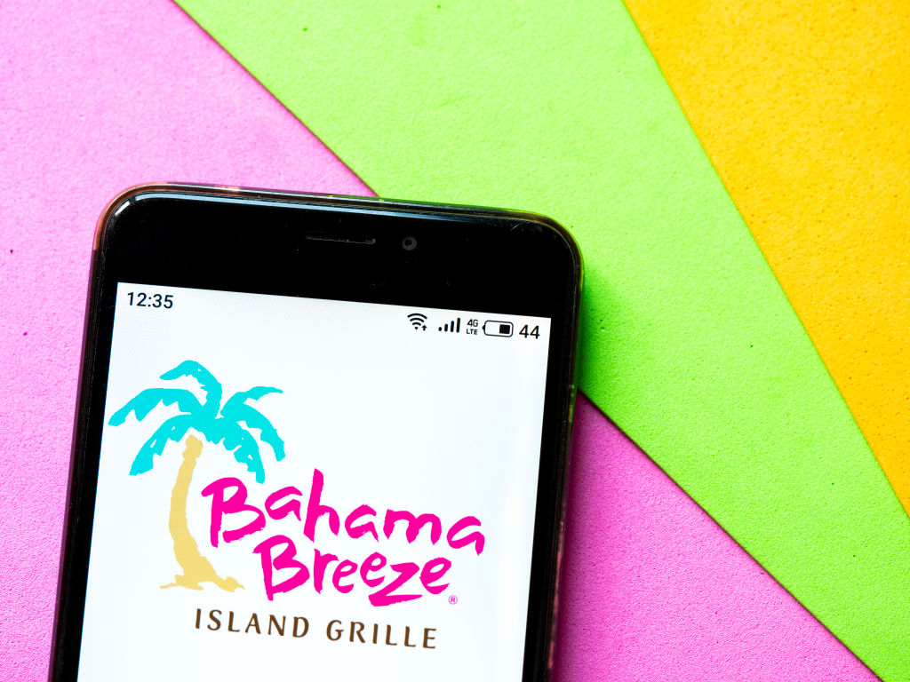 Bahama Breeze Suddenly Shuts Down 15 Locations: Here’s What To Know