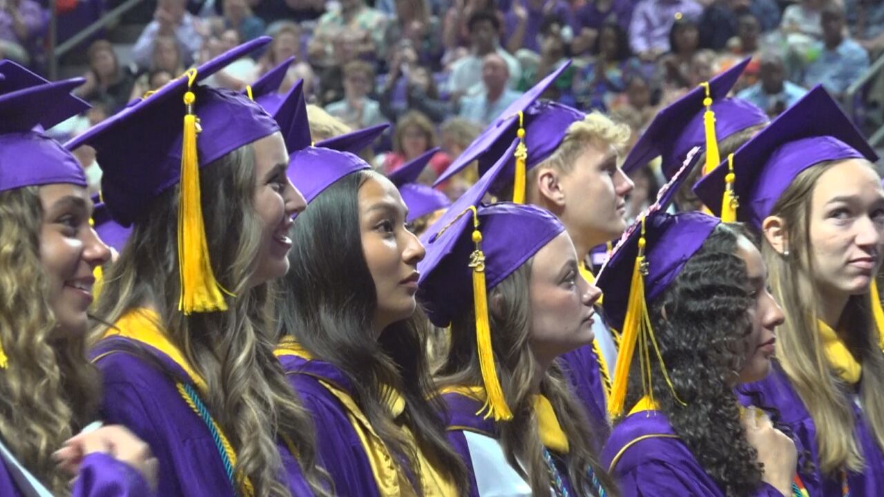 JMU spring commencement honors over 4,000 students