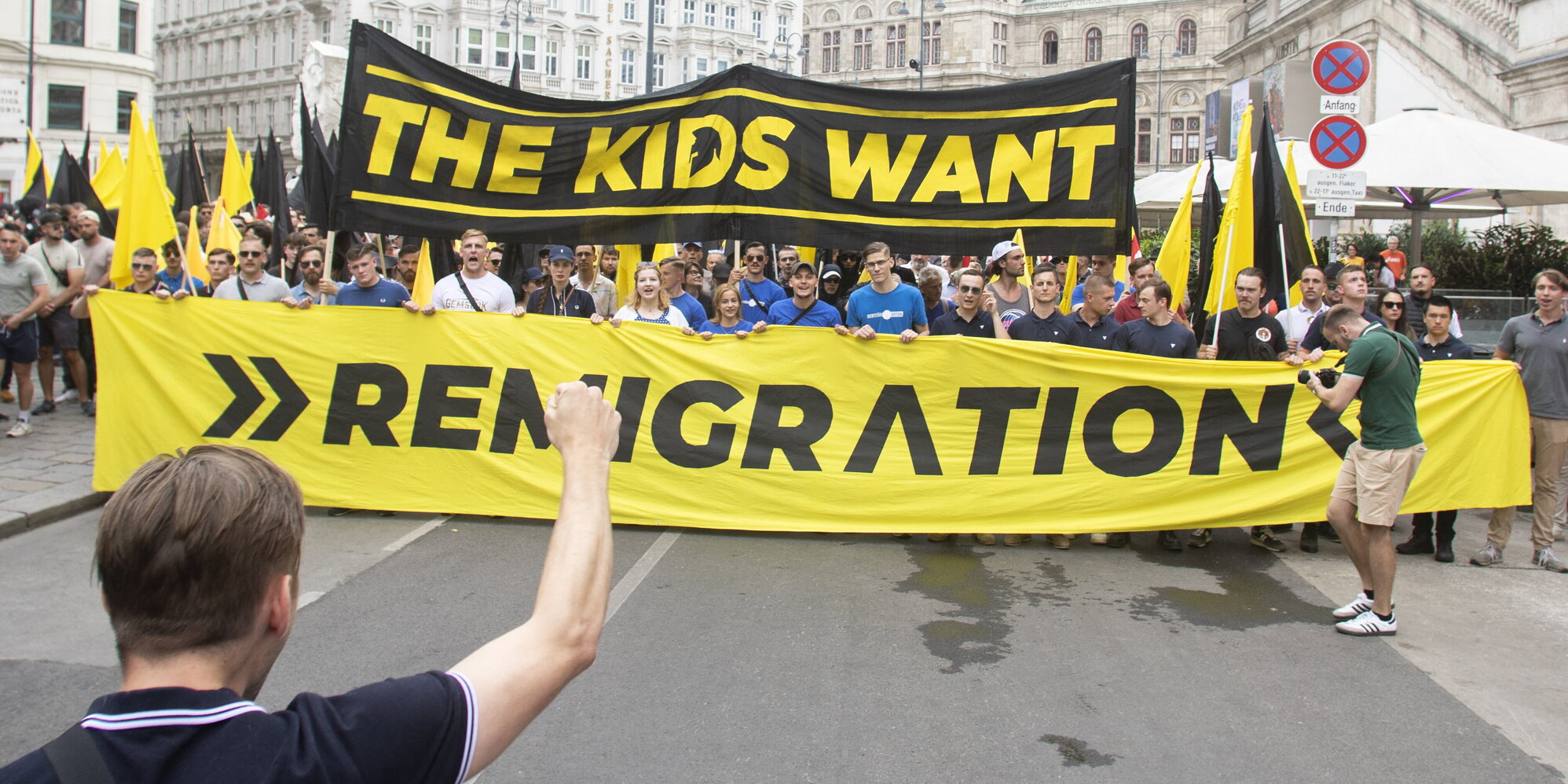 Remigration Summit, a Gallarate il raduno anti immigrati