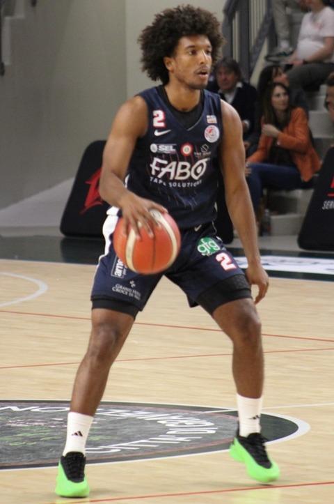 Omegna stritola una Fabo piccola piccola. Herons irriconoscibili e ora ...